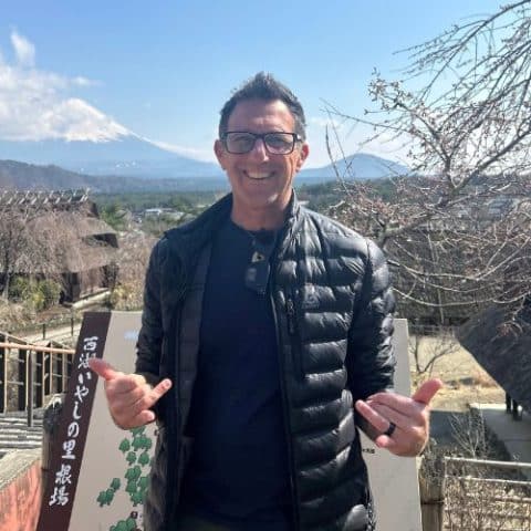 Justin Trinh-Halperin - Teach and Travel